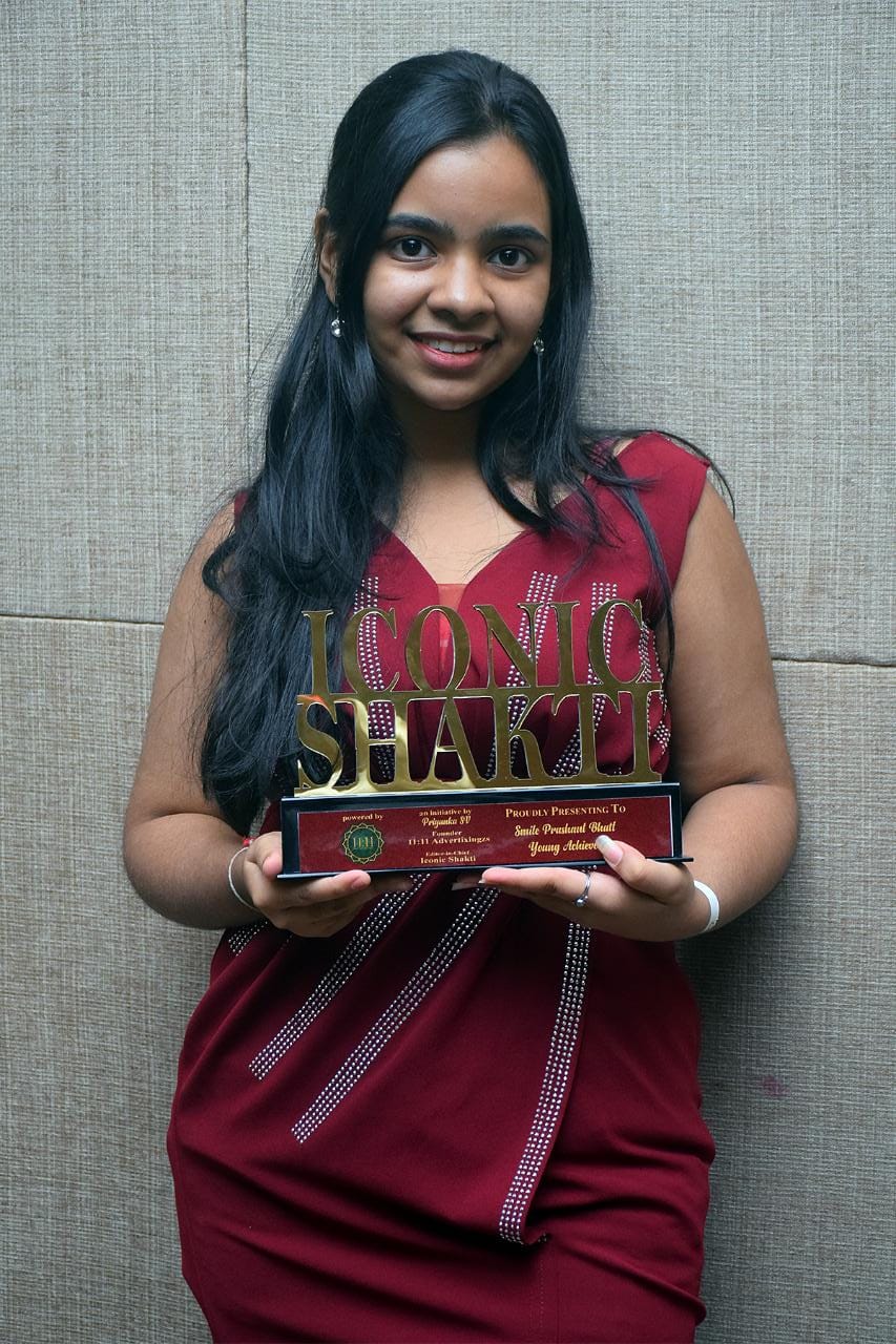 SMILEE PRASHANT BHATT is the Navi Mumbai Girl from Viral Instagram Reel