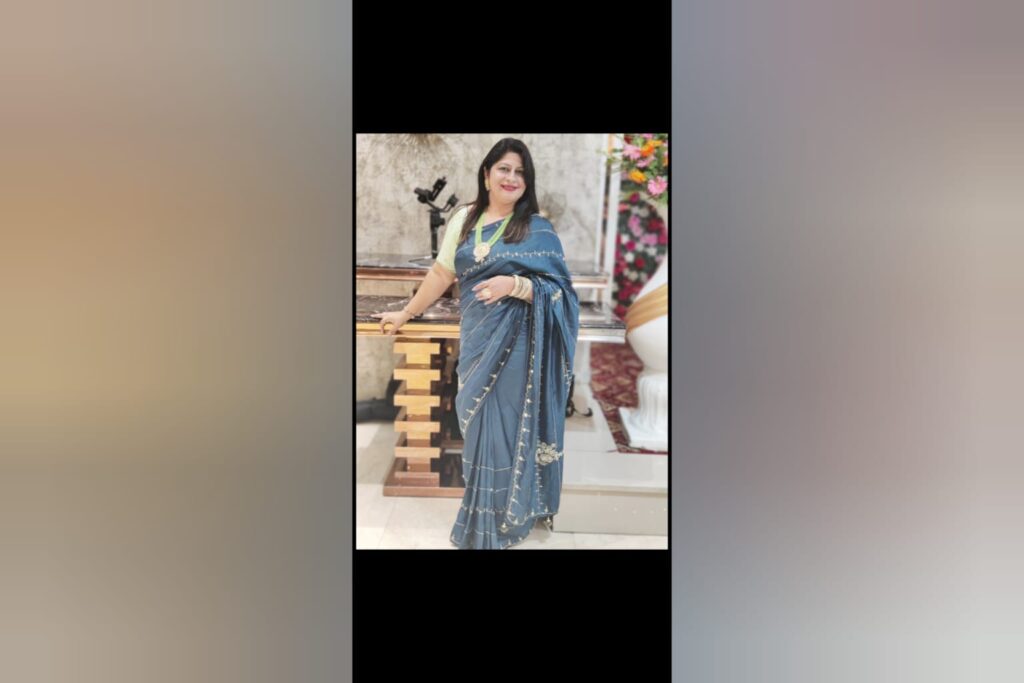 Indian Female Astrologer Neelima Joshi Gains Recognition for Her Expertise and Accurate Predictions